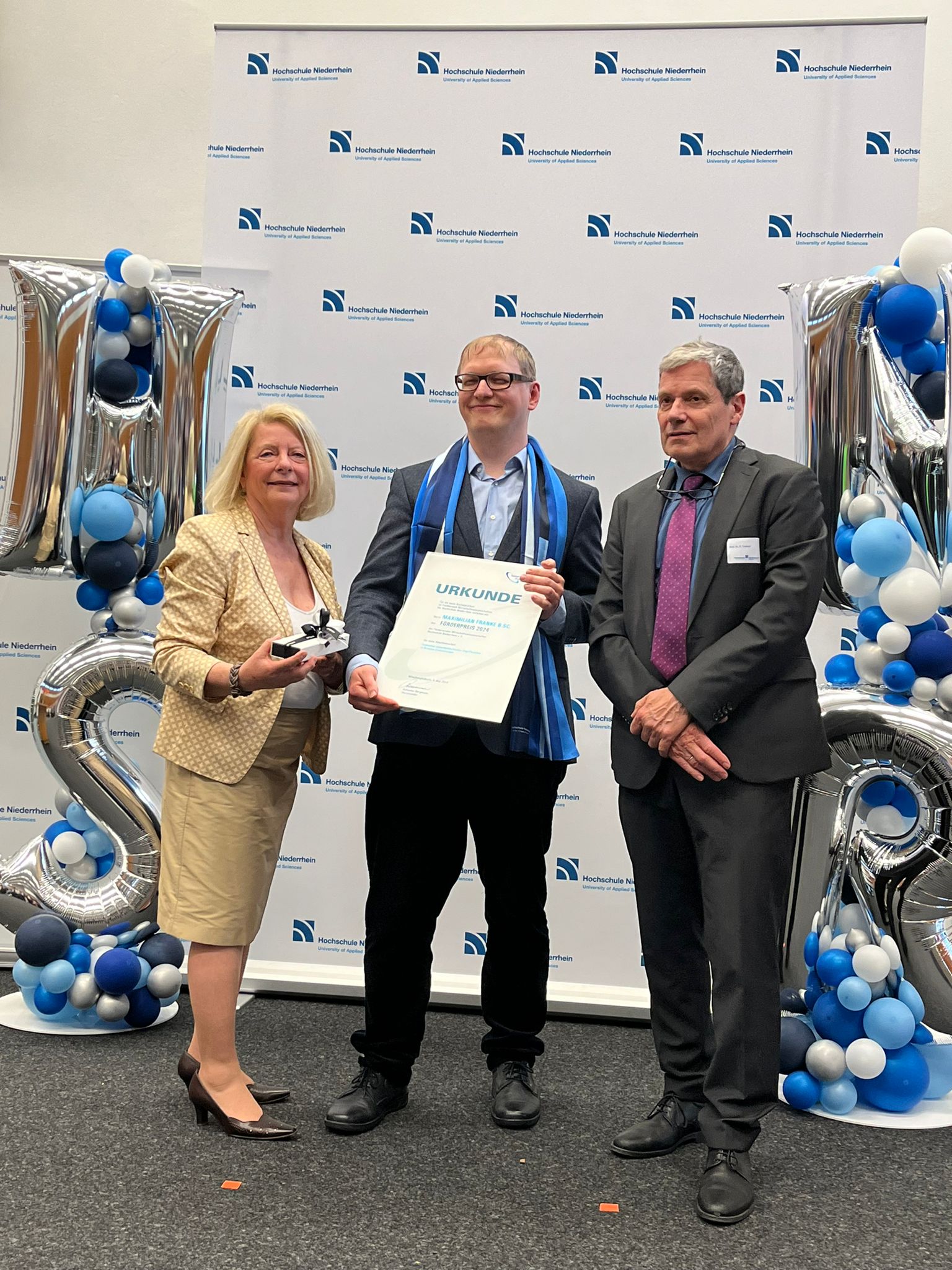 FÖRDERPREIS 2024 des Fördervereins Wirtschaftswissenschaften Hochschule Niederrhein e. V. für ...